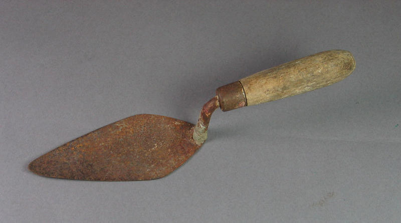 Metal trowel used by Shirley Strickland to dig holes as starting aid ...