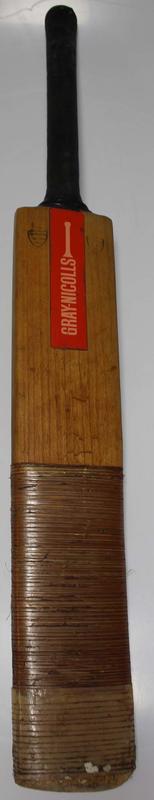 Autographed cricket bat used by Gary Cosier, 1975 and 1977 - Australian ...