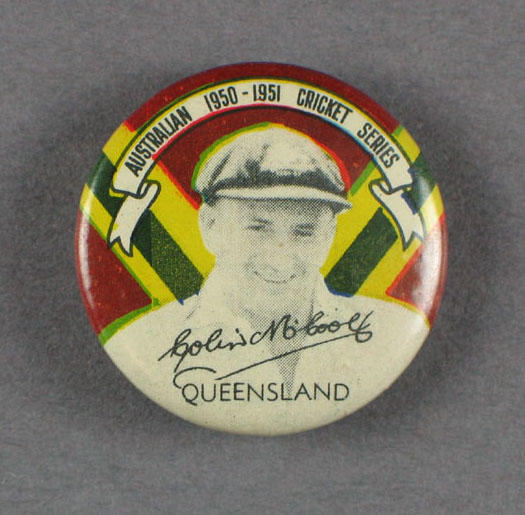 Badge, Colin McCool c1950 - Australian Sports Museum
